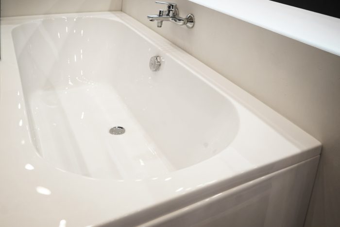 Wie viel Liter passen in eine Badewanne?
